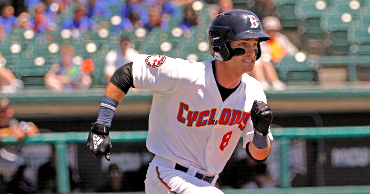 Alumnus Magazine | Mangum Taking a Bigger Swing at the Big Leagues