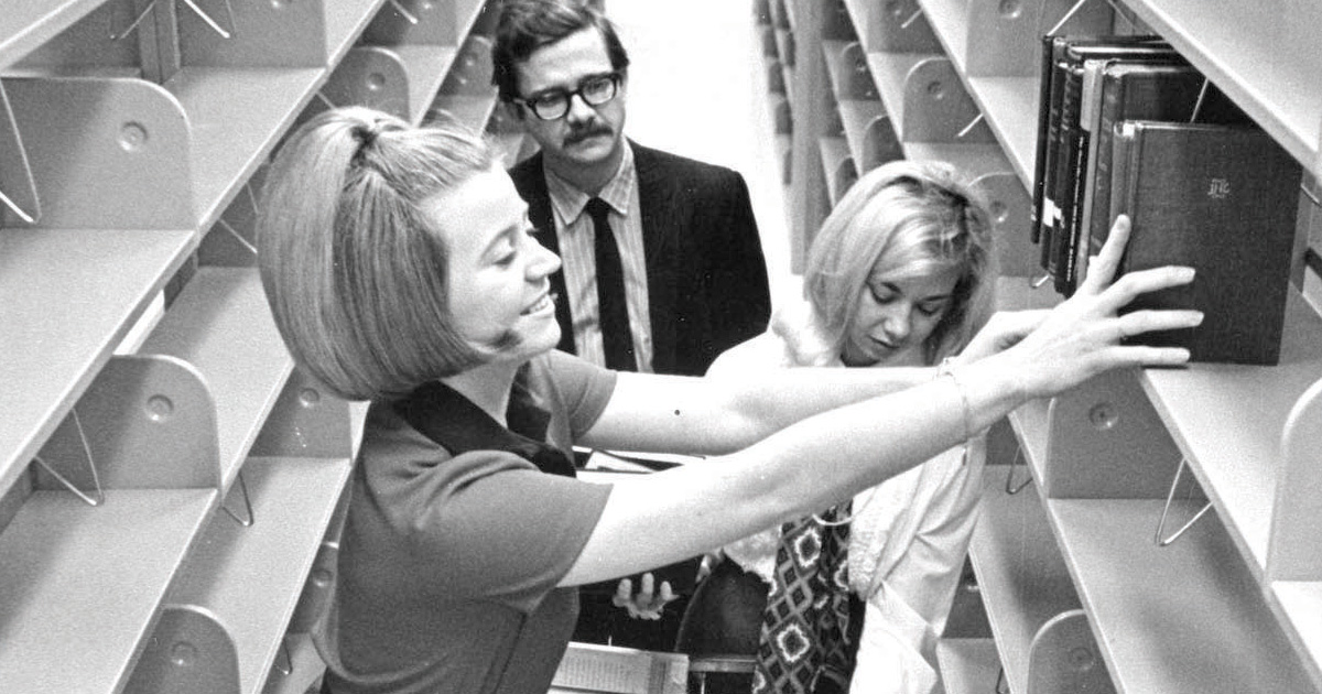 Alumnus Magazine | Back Story | Mitchell Memorial Library